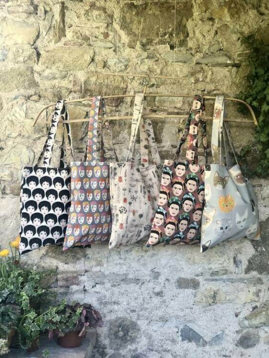 12 Easy to Make Homemade Crafts that Make Money - Everything Abode