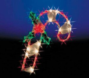 40+ Festive Christmas Window Decorations That Adorn a Home Nicely ...