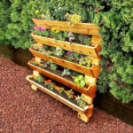12 Outdoor Garden Shelves for Plants to Make Any Garden Look Gorgeous ...