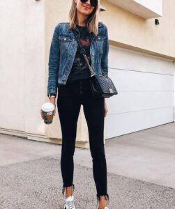 20+ Denim Jacket Outfit Ideas to Wear This Fall - Everything Abode