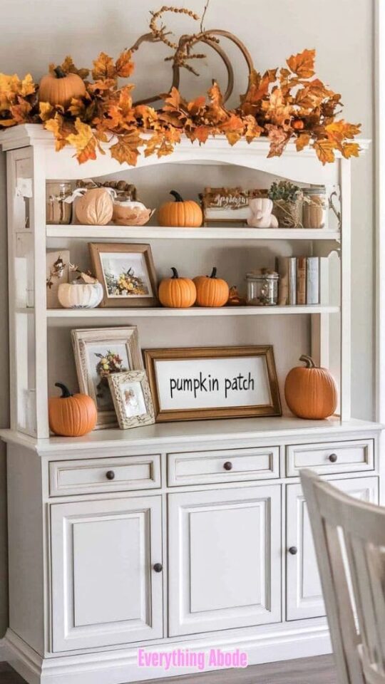 25+ Beautiful Fall Garland Ideas to Bring Seasonal Charm Into Your Home ...