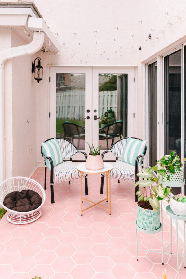 10 Super Fun Pink Patio Design Ideas You Have to See - Everything Abode