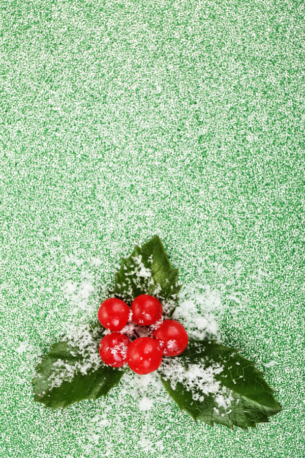 Classic Red and Green Christmas Phone Wallpaper Ideas - Everything Abode
